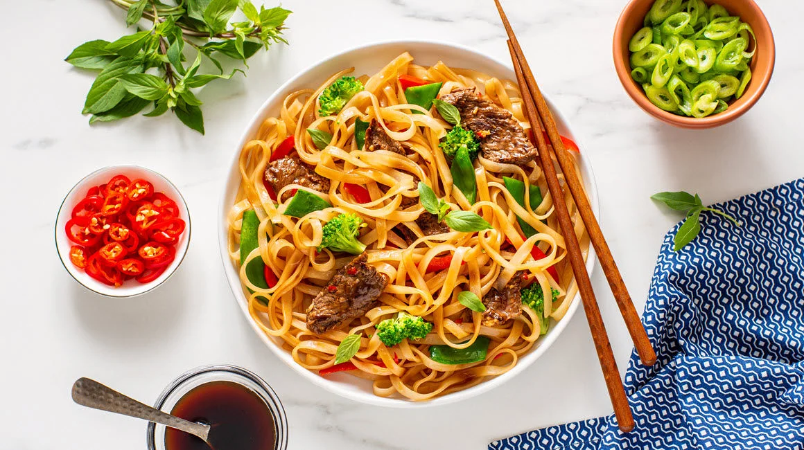 Bœuf sauce hoisin et nouilles de riz | IGA