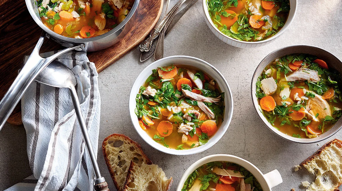 Soupe-repas poulet et riz | IGA