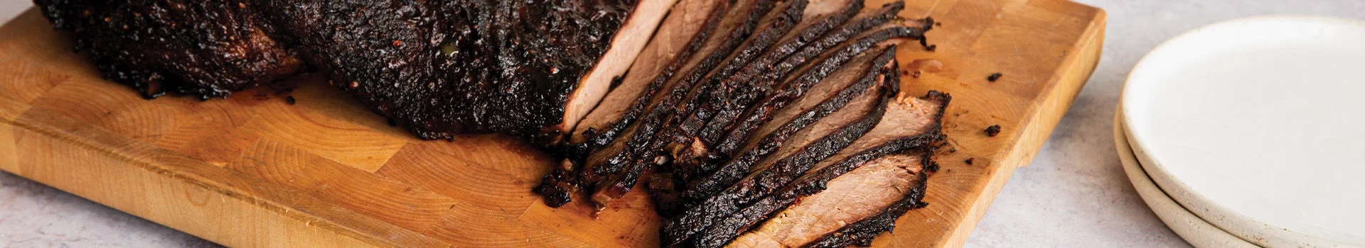 2 Ways to Cook Brisket on the Barbecue | IGA