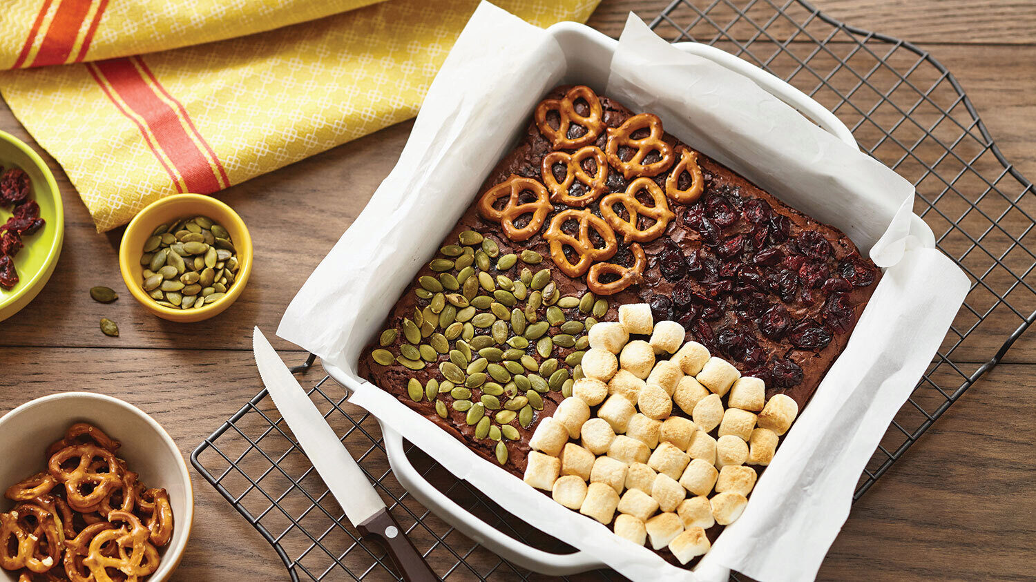 Hack the Mix: Pumpkin Spice Fudge Brownies | Sobeys Inc.